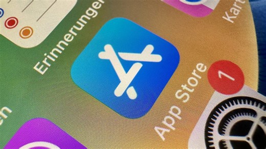 Apple tightens App Store rules against copycat apps