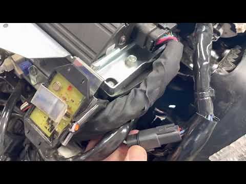 Garage door remote installation on 2019 Harley-Davidson CVO Street Glide