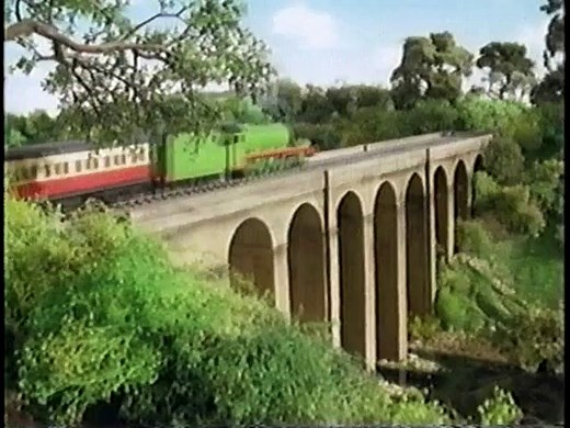 14 Middle Engine (Alec Baldwin US)