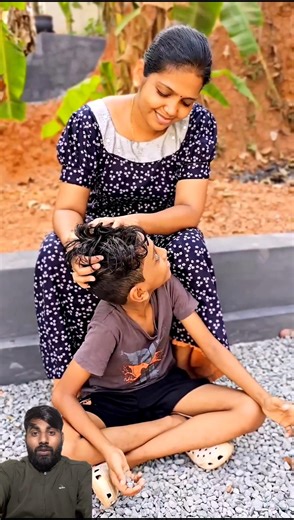 “Building for 👩‍❤️‍👩🥰Wooden Log Cabin in Forest service that🥰 | Survival House Step by Step g490