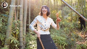 A Luana visitou uma floresta de bambu, que fica na aldeia de Peixie, na província de Fujian, no sul da China. Ela vai contar a história dos aldeões locais que utilizaram o bambu para sair da pobreza. | CRI - Rádio Internacional da China