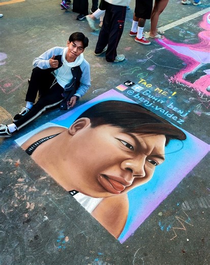 4.2M views · 98K reactions | Malupiton Chalk Art Portrait on session road  #guhitbenj #malupiton | Guhit Benj | Facebook