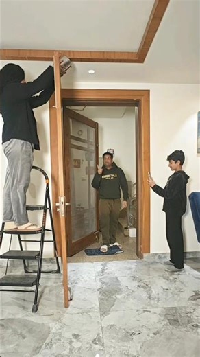 Stuck in a Loop😭#funny #humour #comedy #shortsfeed #relatable