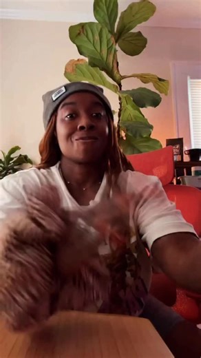 Can’t count in a straight line for nothing lmaoo can’t believe she minored in math 😂 Top spot is honestly between Isaac Asimov and Larry Niven. I am a hardcore sci-fi fan and the physics better be realistic 😂 Too long, didn’t watch: I’m sharing my top five books of all time! As an audiobook and Kindle girly, I mostly read/listen digitally, but when I love a book that much, I buy the physical copy. My favorites include Raymond E. Feist’s The Magician, Susanna Clarke’s Jonathan Strange and Mr. N