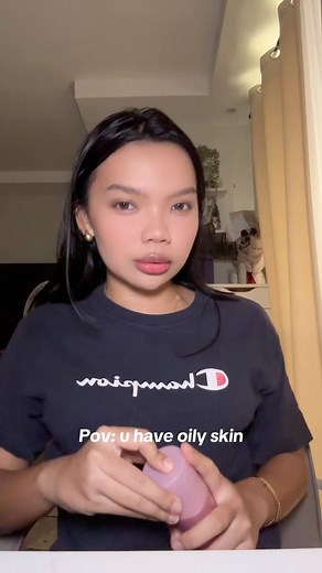 @onesize setting spray is my bestieeee . . . . . #makeup #bestsettingspray #onesizebeauty #onesizesettingspray #oilyskin #makeupforoilyskin #oilyskin | Adelina Eugenio