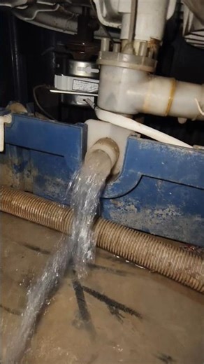 LG washing machine se Pani gir raha hai #shorts #viral #trending