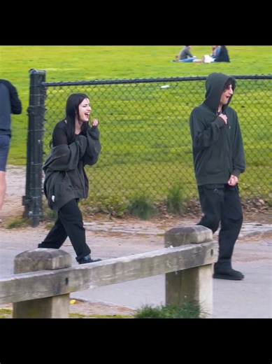 🤭Power Off Farts..🤫😂💨💨#funnyprank #funny #fyp #fart #viraltiktok