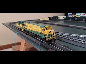 Ho scale Atlas Reading Railroad GE U30C with ESU Loksound5 rode number 6300