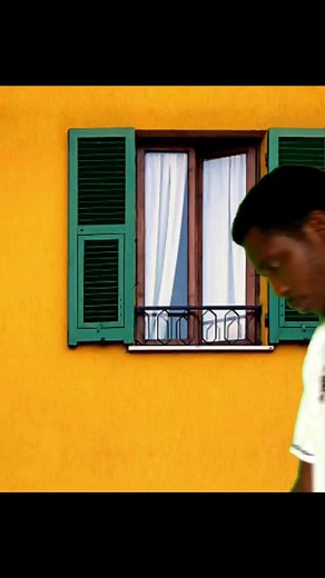 The meaning of a dry leaf 🍁 falling down | Wisdom Speaks