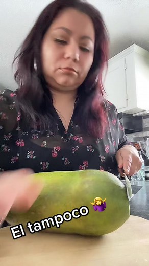 How to Cut Papaya Perfectly in Your Kitchen