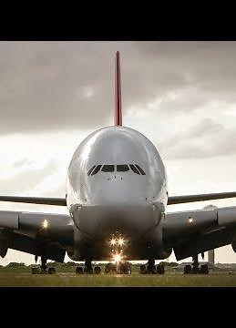 Airbus A380 Engine Startup with amazing sounds (Engine 1&2 idling at the end)