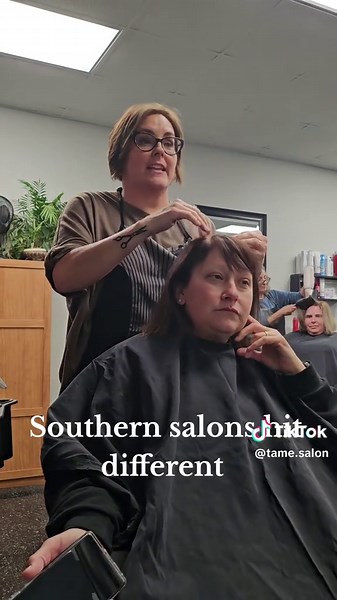 When you realize you have zero professionalism when it's the end of a long day, you are working on a childhood friend that used a box color, and your small salon is hard-core southern. #tamesalon #southernsalon #truvyssalon #behindthechair #boxcolor