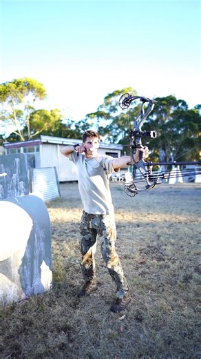 RODNEY JAMES COOPER on Instagram: "Little practice session 🎯 @bowhuntingonly for all your gear 🔥🔥"
