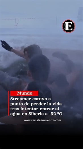 Revista Encuentro | Información | Poder on Instagram: "Un streamer vivió momentos de extremo peligro luego de intentar meterse en aguas congeladas en Siberia, donde las temperaturas alcanzaban los -52 grados centígrados. El hecho, que quedó registrado en video, se viralizó rápidamente en redes sociales por el alto riesgo que implicó la acción. De acuerdo con las imágenes, el creador de contenido subestimó las condiciones climáticas extremas, exponiéndose a un grave peligro para su vida. Expertos