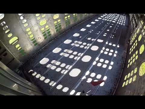 Yet another cattle loading video.