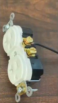 PRO TIP: How to install stranded wire on a receptacle