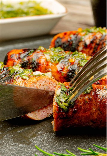 ¿Ya viviste la experiencia completa en Parú? 🥂😊 Cortes premium que se derriten, maridajes pensados al detalle, guarniciones con sello de la casa y cócteles de autor que te van a sorprender. Reserva tu mesa y vive Parú como nunca. 📍 Av. Gran Chimú 325 – Zárate 📞 Reservas: 920 000 770 #experienciaparu #foodies #parrillas #cóctelesdeautor #corteperfecto #drink #zarate #fyp #restaurant