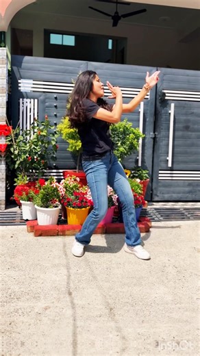 Chandni Raat Mein Goli Chala Gaya🌸💖 #shortsfeed #shortvideo #youtubeshorts #viral #trending #dance