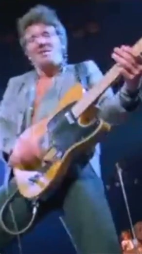 Subscribe! 1979 Bruce Springsteen (Badlands) Live Madison Square Garden NYC No Nukes Concert Mashup.