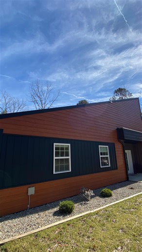 Can you turn off breakers with a remote? Yes! I love having sleep switches and dirty electricity filters installed at the same time. This client only needed two breakers off at night, but her dirty electricity was through the roof. Kevin’s team at @blountelectricinc always comes through, and we found the wiring error in the process! #dirtyelectricity #defilter #emfprotection #breakerpanelupgrade #buildingbiology | Evergreen Emf