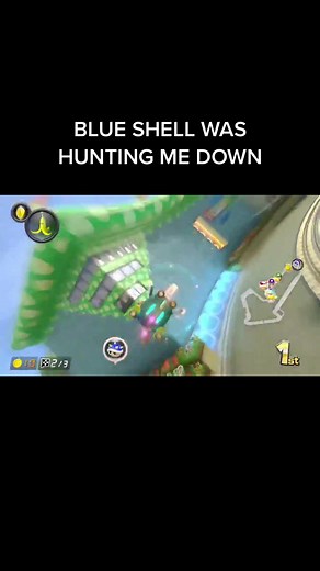 Mario Kart 8 Deluxe Waluigi Gameplay: Blue Shell Attack