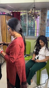 25 reactions | সামনেই ব্রাইডাল সিজন, নিজের সাথে সাথে অ্যাসিস্ট্যান্ট রাও সবাই প্রস্তুতি নিচ্ছে ব্রাইড দের কে সুন্দর করে তোলবার | Shilpi's bridal Makeup Studio & Academy.ISO9001:2015.Kohinoor's makeover | Facebook