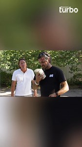 777K views · 20K reactions | Con un billete de $500 en mano, el trato por este auto histórico se cierra en $100,000  #ElDúoMecánico Descubre más contenidos como este en #HBOMax Suscríbete ahora https://bit.ly/MAX-DiscoveryTurbo | Discovery Turbo | Facebook