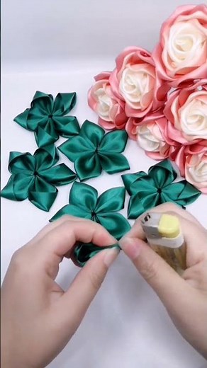 The Easiest Ribbon Rose Leaf Tutorial (Only 9cm Needed!) | RibbonBuy