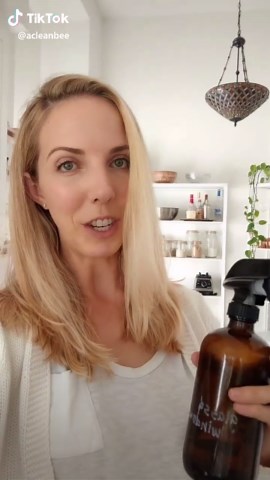 DIY Non-Toxic Glass and Window Cleaner Recipe