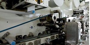 [Hot Item] Full Servo Sanitary Napkin Making Machine Manufacture From China