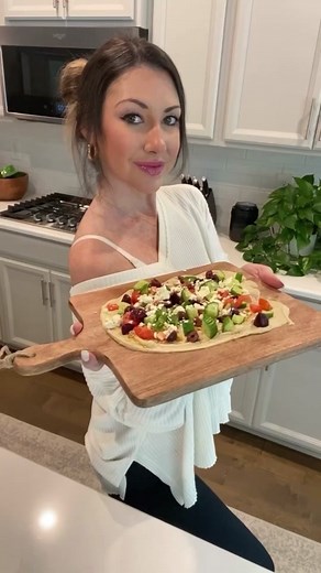 Delicious Loaded Hummus Recipe for a Healthy Snack