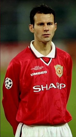 RYAN GIGGS 🇬🇧 – GOAL VS ARSENAL (1999)