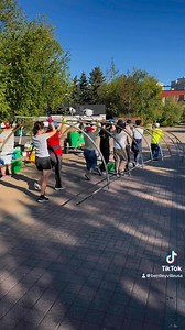We couldn’t have asked for better weather opening day of set up! Thank you volunteers for all your hard work today! Join the fun tomorrow at Bayfront Park from 8:30am-4pm! | Bentleyville USA