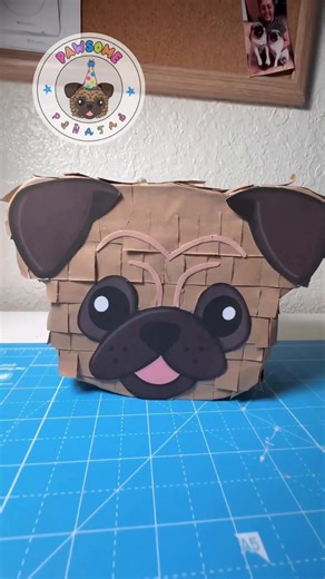 Mini piñatas handcrafted with so much love! Bring a touch of joy, color, and fun to your special moments. 🎉🪅 Order your piñata today! #minipiñatas #partybusiness #personalized #handmade #madewithlove #fiesta #decor #surprisegift #piñateria #piñata #piñataparty