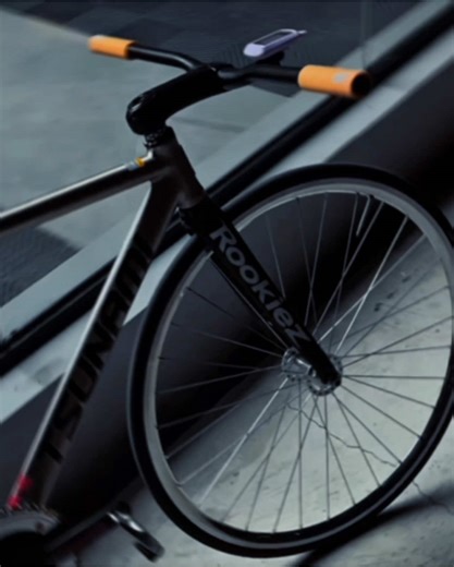 Mastering Speed Ramp Techniques in Fixed Gear Cycling