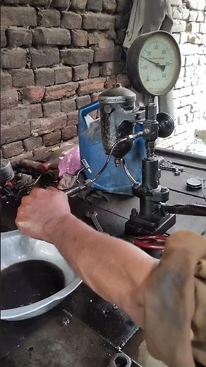 Engine injector atomizer pressure testing | Diesel engine nozzle checking #autorepair #carenthusiast