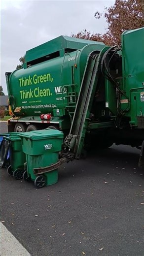 Waste Management Autocar N2 Amrep on yard waste