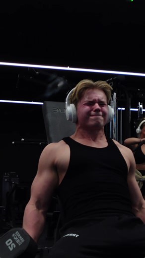 Give your all. @SYNCE CODE JESSE @MOGMATERIAL CODE JESSE #gym #15yo #selfimprovement