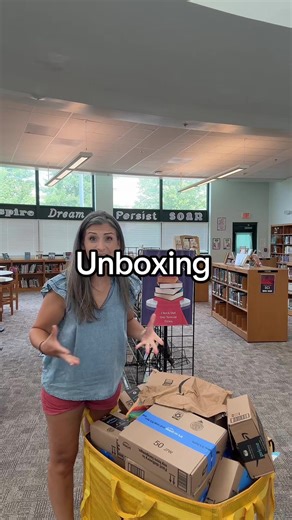 Thoughts while watching this back: The end of the year was pandemonium, and I wasn’t thinking clearly (…clearly). Also, someone smuggle me a thesaurus so I can replace the word amazing (joking..because I know you would!). 🤣😅😆 #new #book #unboxing #librarybooks #books #thankyou #surprise #library #gift #librarian #librariansoftiktok #librarytiktok #librarytok #amazing #lostbook #bookish #librarylove #Inverted
