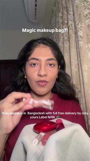 Label NAN on Instagram: "📸 Meet the Magic Storage Cloth! 🤩 Size: 55*55 cm This is the craziestt ,a must try and magical and product ever 😍 This magic cloth is : *Can be used for ,Makeup ,skin care and many more. *Helps to reduce mess while getting ready &travelling. *You can give a quick once view to find out what you want. *Washable and reuseable Tired of juggling multiple cases for your daily essentials? Say hello to the ultimate, stylish, and versatile storage solution! This isn't just a c