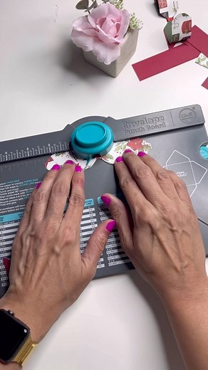 I had super fun making these cute bows with all my paper scraps. I love my Envelope punch board. You can make so many crafts with it #christmasdecor#christmastime#christmascrafting#creativecraftsdxb#creativecrafts#dubai#uaeartsandcrafts#craftshopduba#dubai#creativecraftsdxb | Creative Crafts Dubai | Facebook