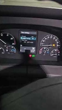 How to fix your radio clock on your freightliner 2020 and up using the dashboard.