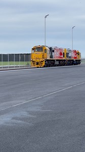 🎉We were excited to officially open the new Fairfield Freight Hub in Ashburton on Friday afternoon. The intermodal hub offers efficient transport options for customers and will see more freight moved by rail, supporting growth and reducing emissions. Mid-Canterbury is a base for moving significant container volumes to South Island ports and around New Zealand, whether it's grain, seed, horticultural produce or meat. Working with the Wareing Group to move operations to Fairfield, we will increas