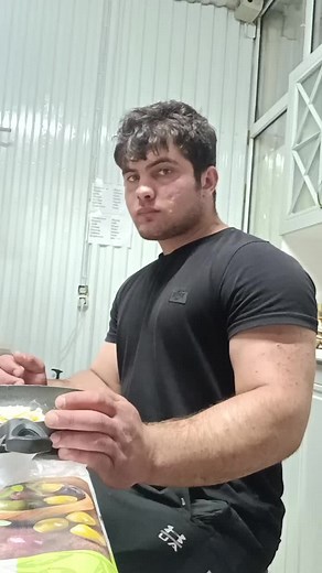 Никогда не ходите на тренеровку голодными #Ужин до #Качалки #заниматесьспортом #Аста #Hello #World