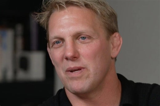 What is motor neurone disease and what are the symptoms?