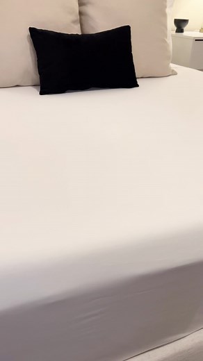 I see the hype with these sheets! Upgrade your bedding for $30 . Didnt even put my duvet cover on top cause the quality was that good and wrinkle restinant! Perfect for the spring and summer months coming for a cooling affect. Use 11BESTSHEETS for 15 perc3nt off🫶🏾 @mellanni_fine_linens linked in bio! . . . . . . #home #mellannibedsheets #bedding #luxurybedding #bedroomdesign #bedsheets #homeinterior #amazonfinds #cozybedroom #affordablebedding | shanicelashaystyle