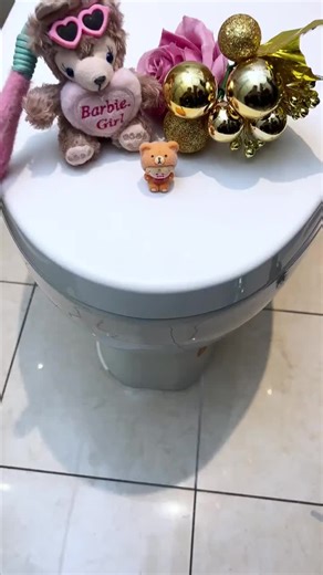 Si tus juntas se ven feas… esto las deja como nuevas en minutos 😳 #TikTokMadeMeBuyIt #TikTokFinds #TikTokShop #HomeHacks #DIY #Baño #Cocina #Silicona #Grout #FYP