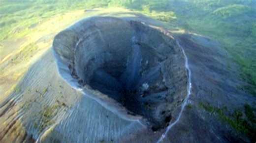 Powerful volcanic eruptions - Global issues: Video playlist - BBC Bitesize