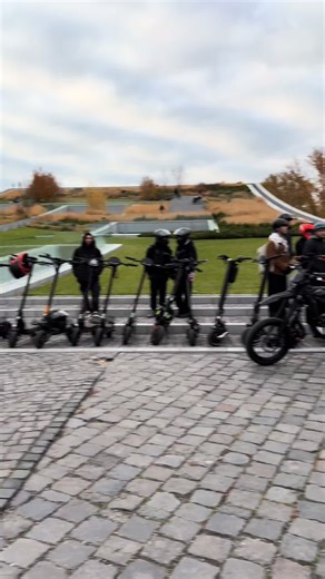 Surron Electric Bike Features and Performance Review