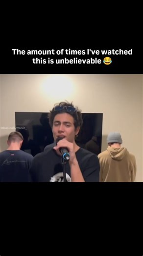 Basically Song's on Instagram: "I need a friend group like this in my life 😭💜 . #whatmakesyoubeautiful #onedirection #lovesongs #band #talentedmusicians"